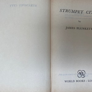 Strumpet City by James Plunkett Vintage 1970 Hardback Book World Books ...
