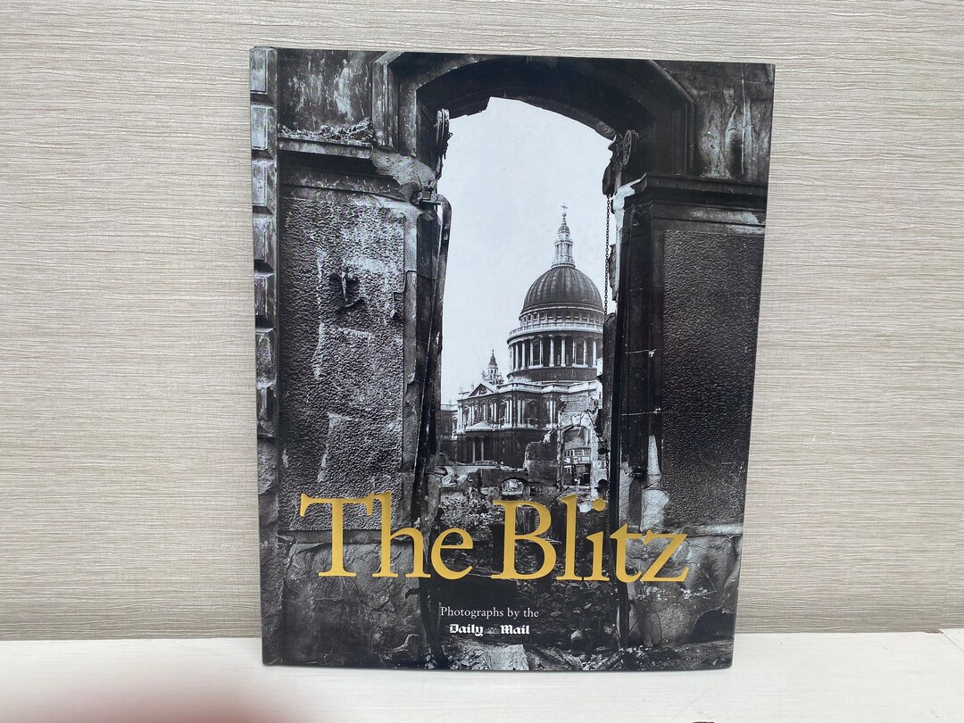 The Blitz Photographs Maureen Hill by the Daily Mail Hardback Book 2004 ...