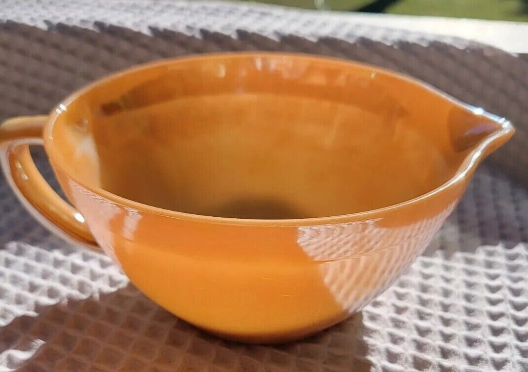 VTG Fire King Peach Luster Oven Ware Mixing Bowl With D Handle & Spout ...