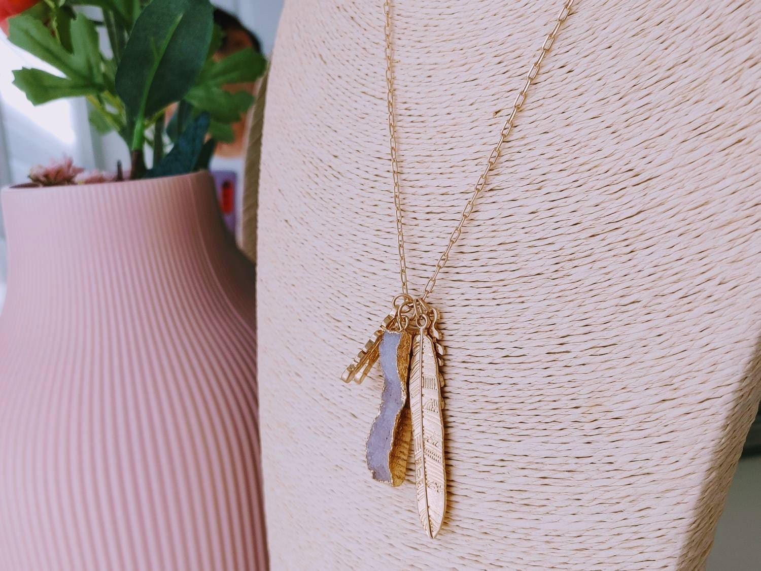 Long Gold Chain Necklace Chrystal Leaf Feather Agathe Stone - Etsy
