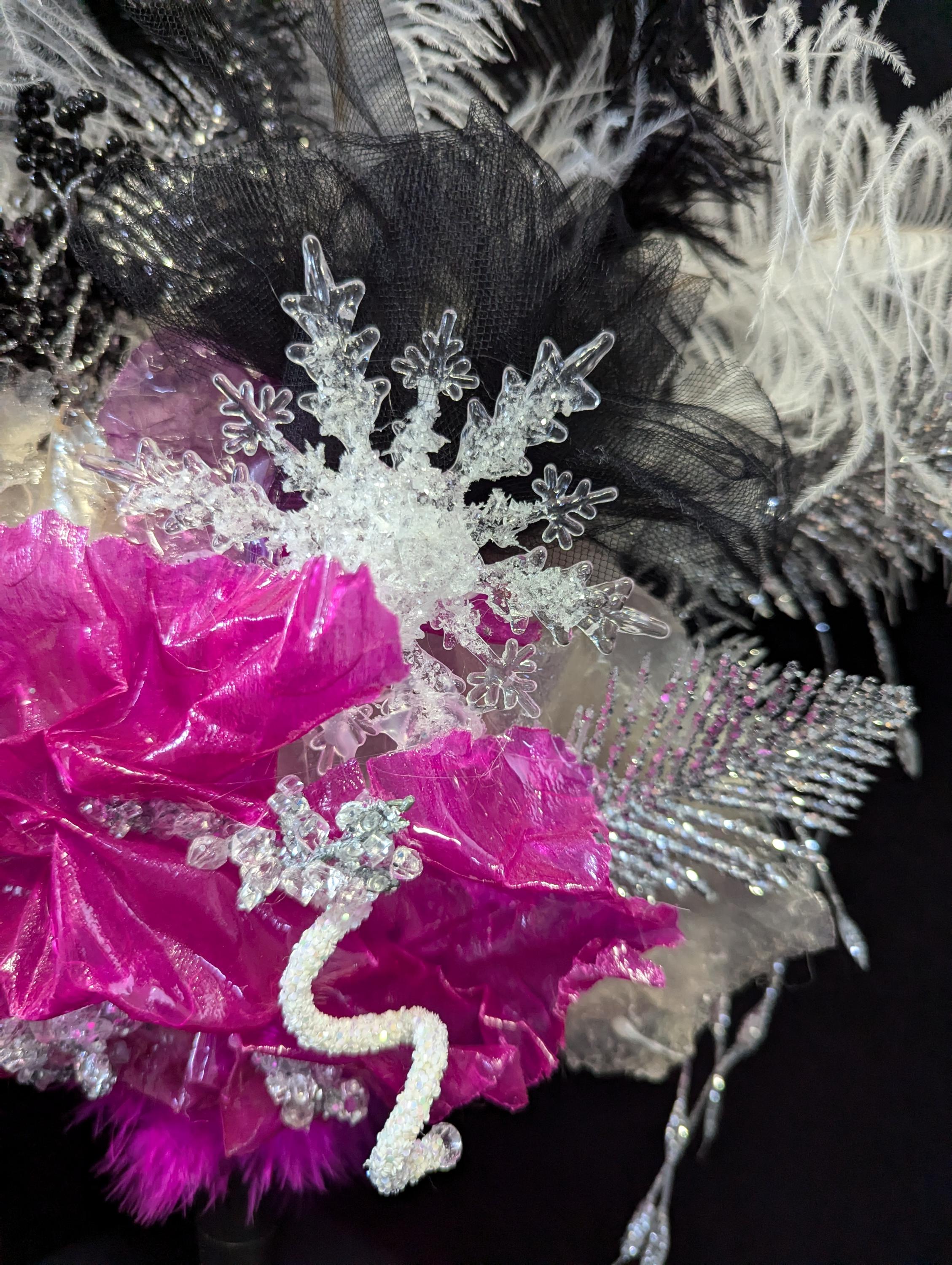 Luxury Holiday Tree Topper / Centerpiece - HOT Pink, White, Black - Etsy