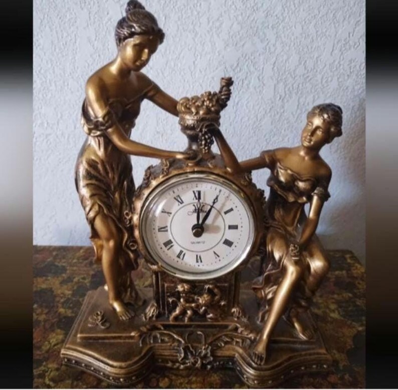 Vintage Juliana Quartz Mantle Clock - Etsy