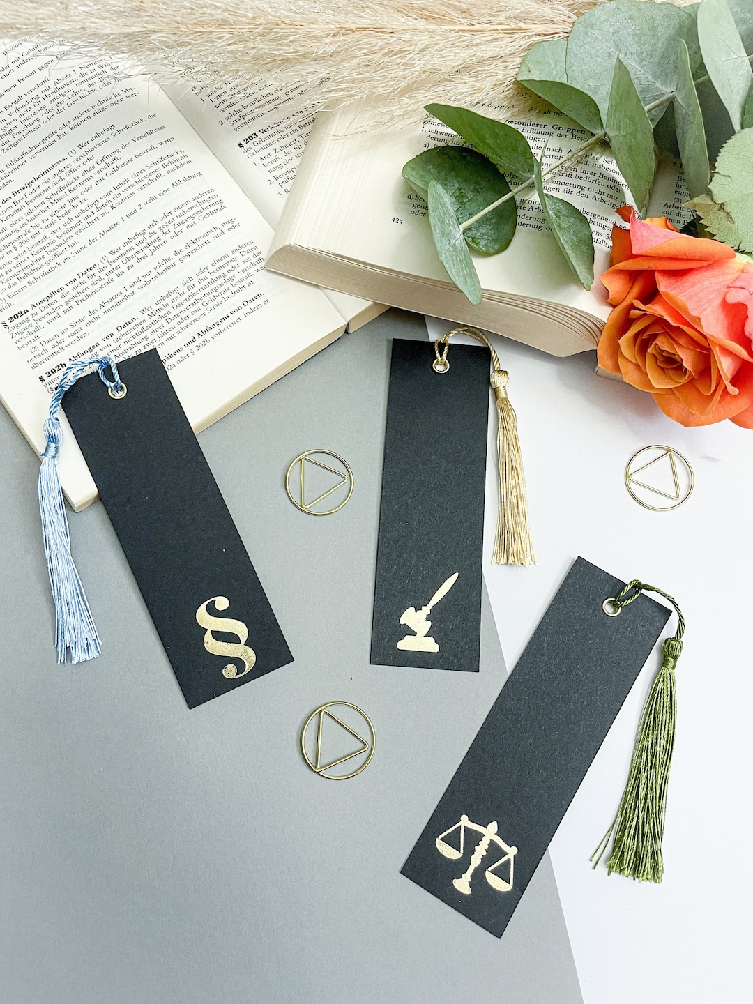 Bookmark Black / Gold Gift for Lawyers, Law, Attorneys, Law Students ...