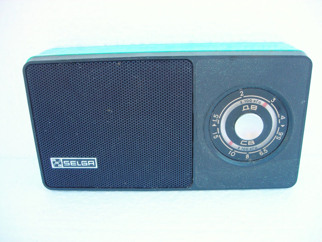 Vintage Small Radio WORKING Transistor Portable FM Radio USSR 1970s - Etsy