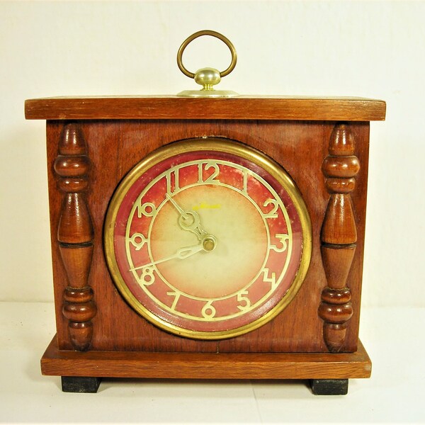 Old Wooden Mantle Clock - Etsy