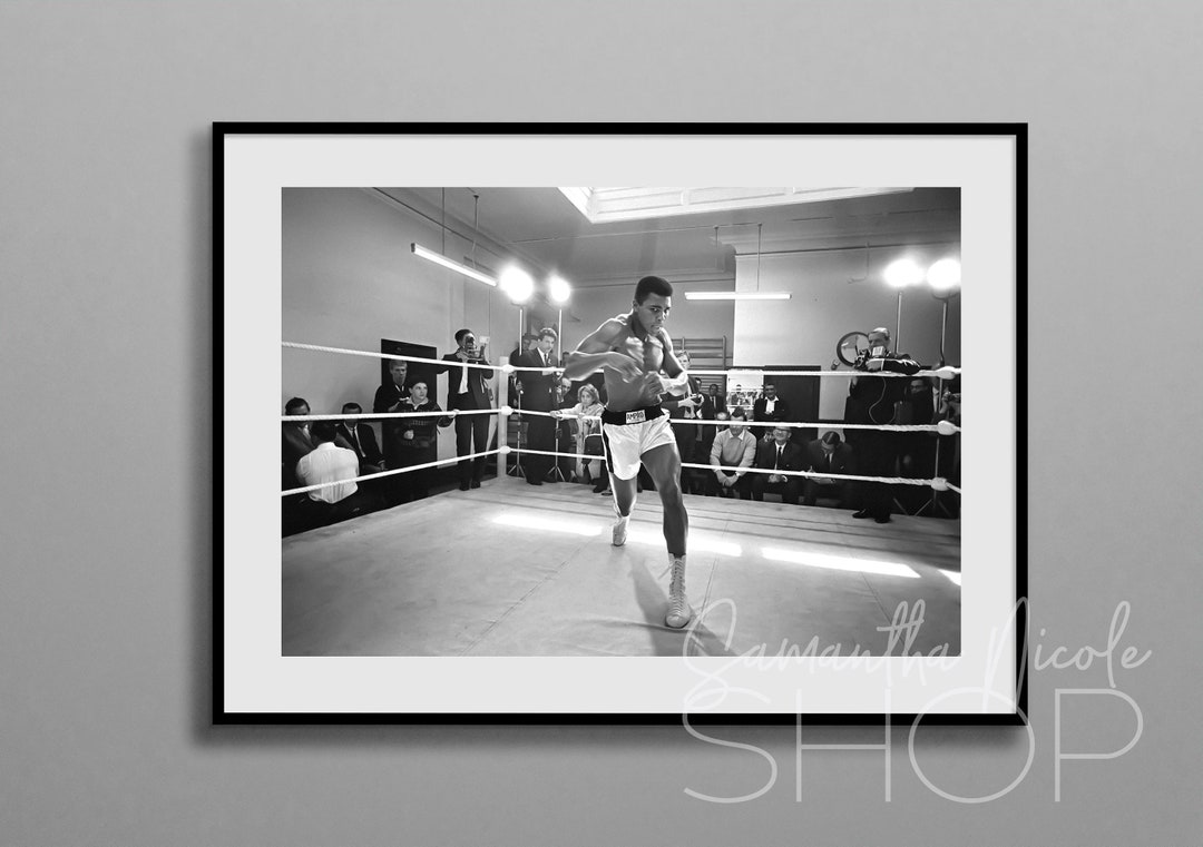 Muhammad Ali Training for His Fight Against Brian London August 1966 ...