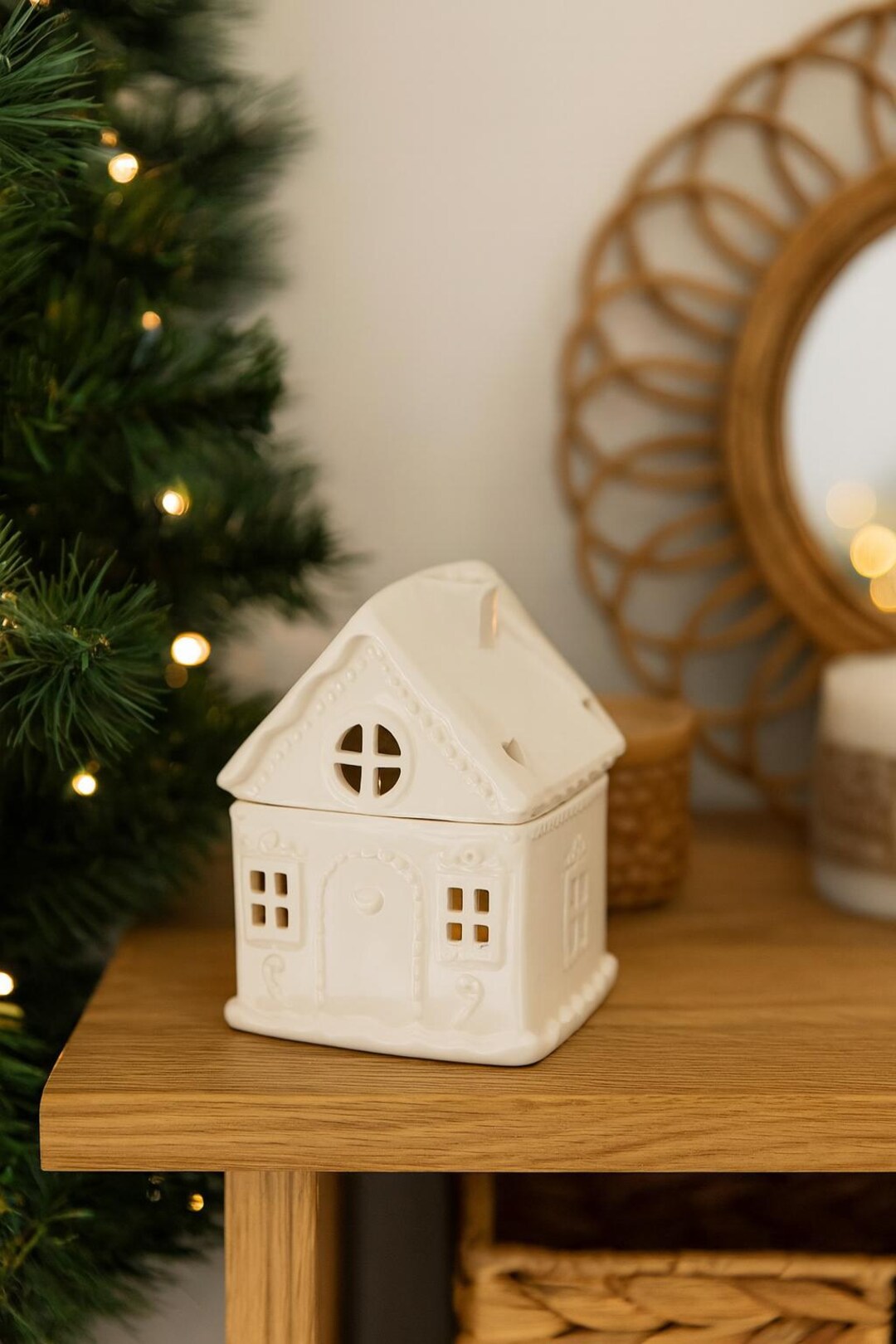 White Gingerbread House Ceramic Oil Burner | White Christmas ...