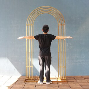 Gold Plated Arch Shiny Gold Wedding Arches Decorative Background ...