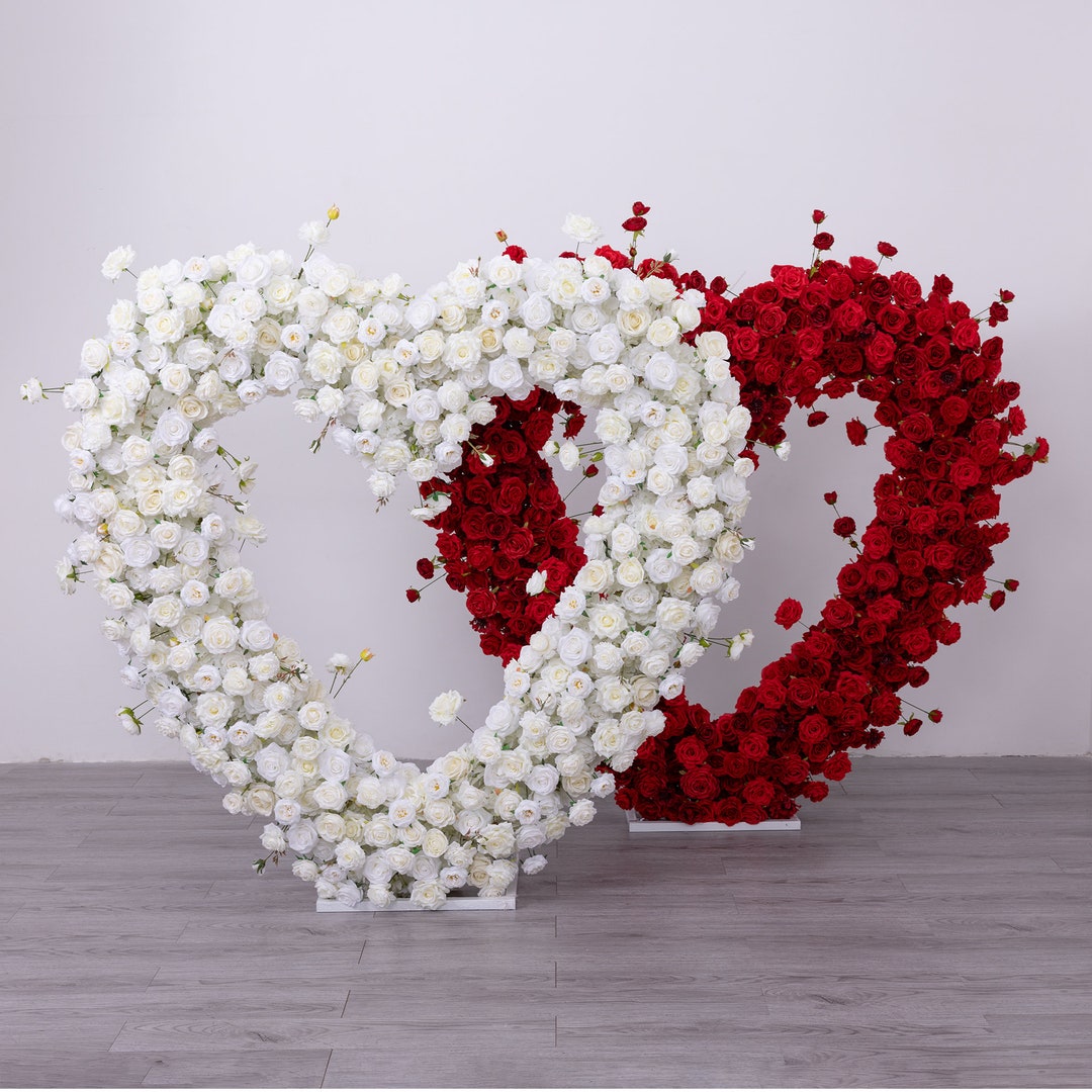 Heart Flower Arch: Wedding Backdrop Decoration - Customizable - Etsy