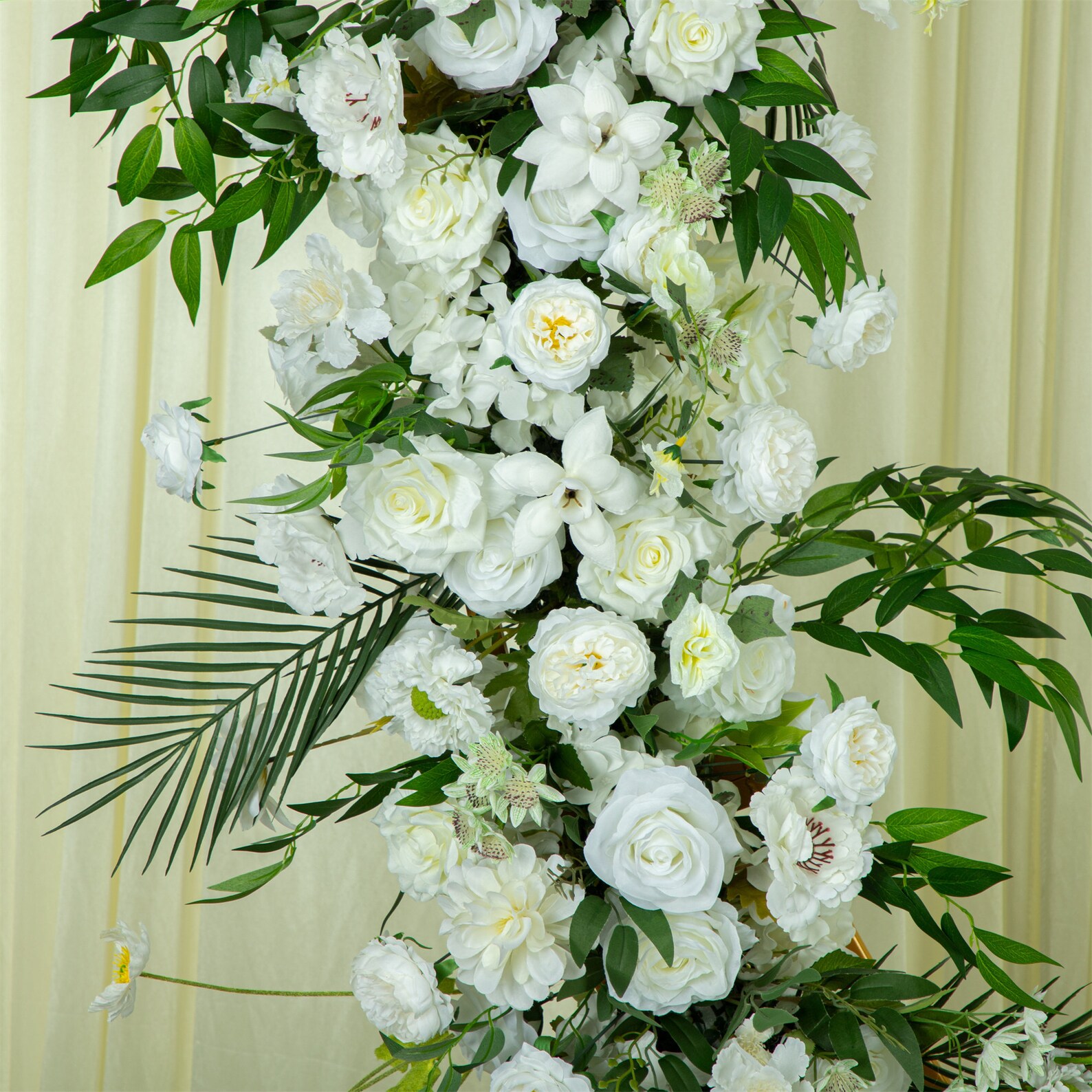 White Rose Flower Runner: Wedding Arch Floral Arrangement - Etsy