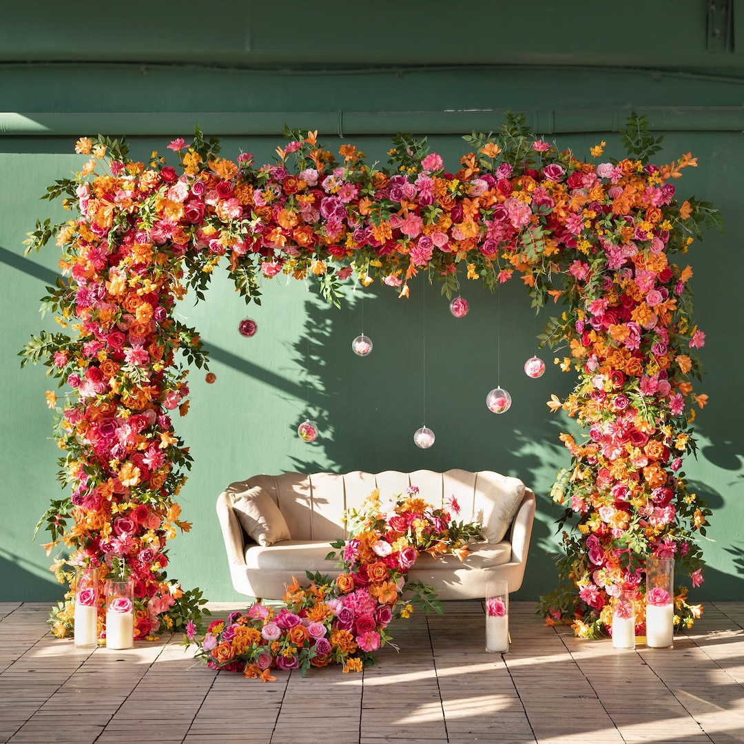 Customized Luxury Orange Pink Artificial Rose Greenery Flower Runner ...