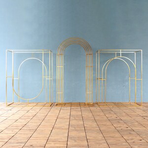 Gold Plated Arch Shiny Gold Wedding Arches Decorative Background ...