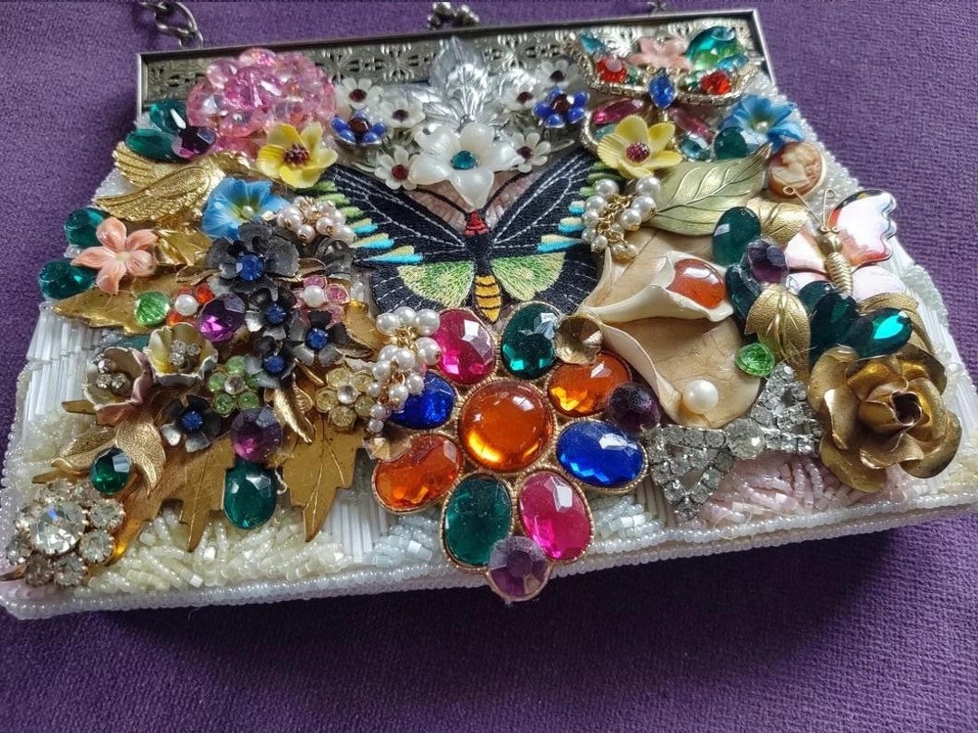 Vintage Framed Bejeweled and Beaded Purse With Enameling, Rhinestones ...