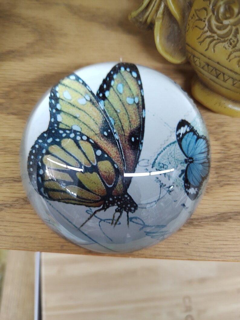 Monarch Butterfly Crystal Dome Paperweight - Etsy