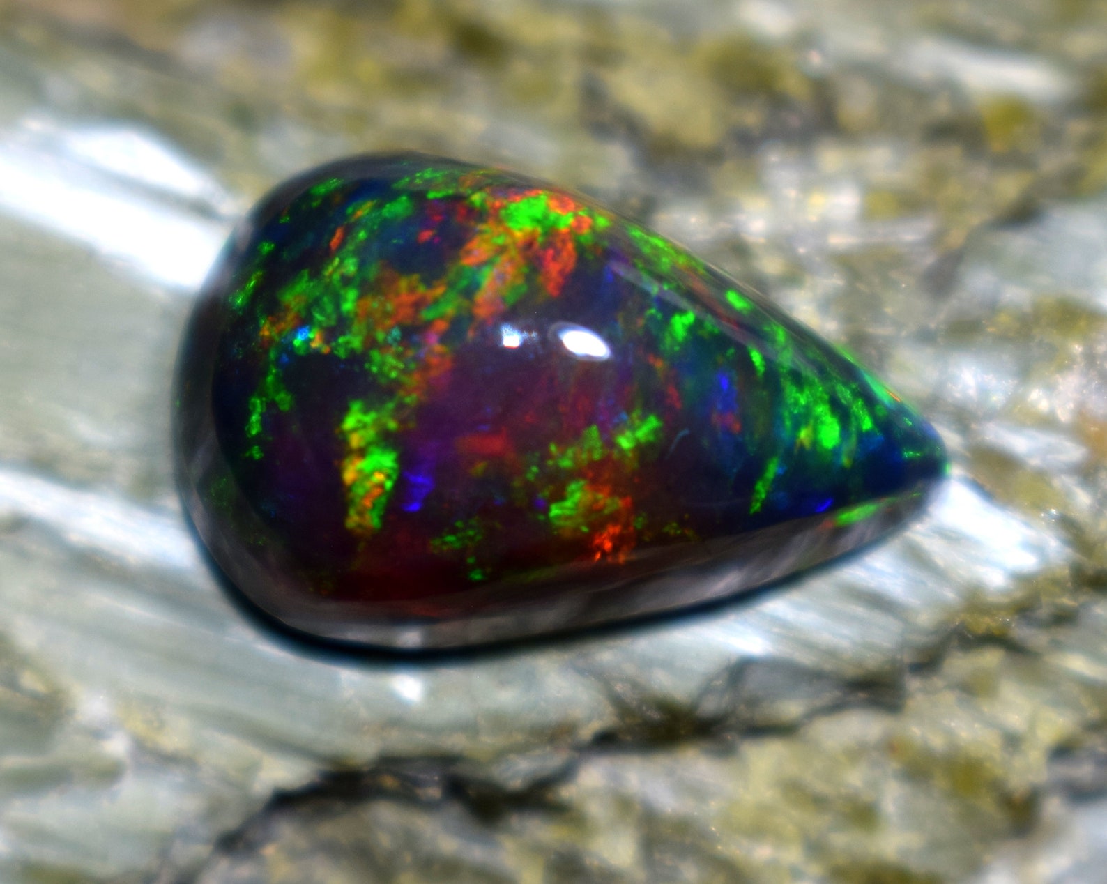 Galaxy opal - bastaclock