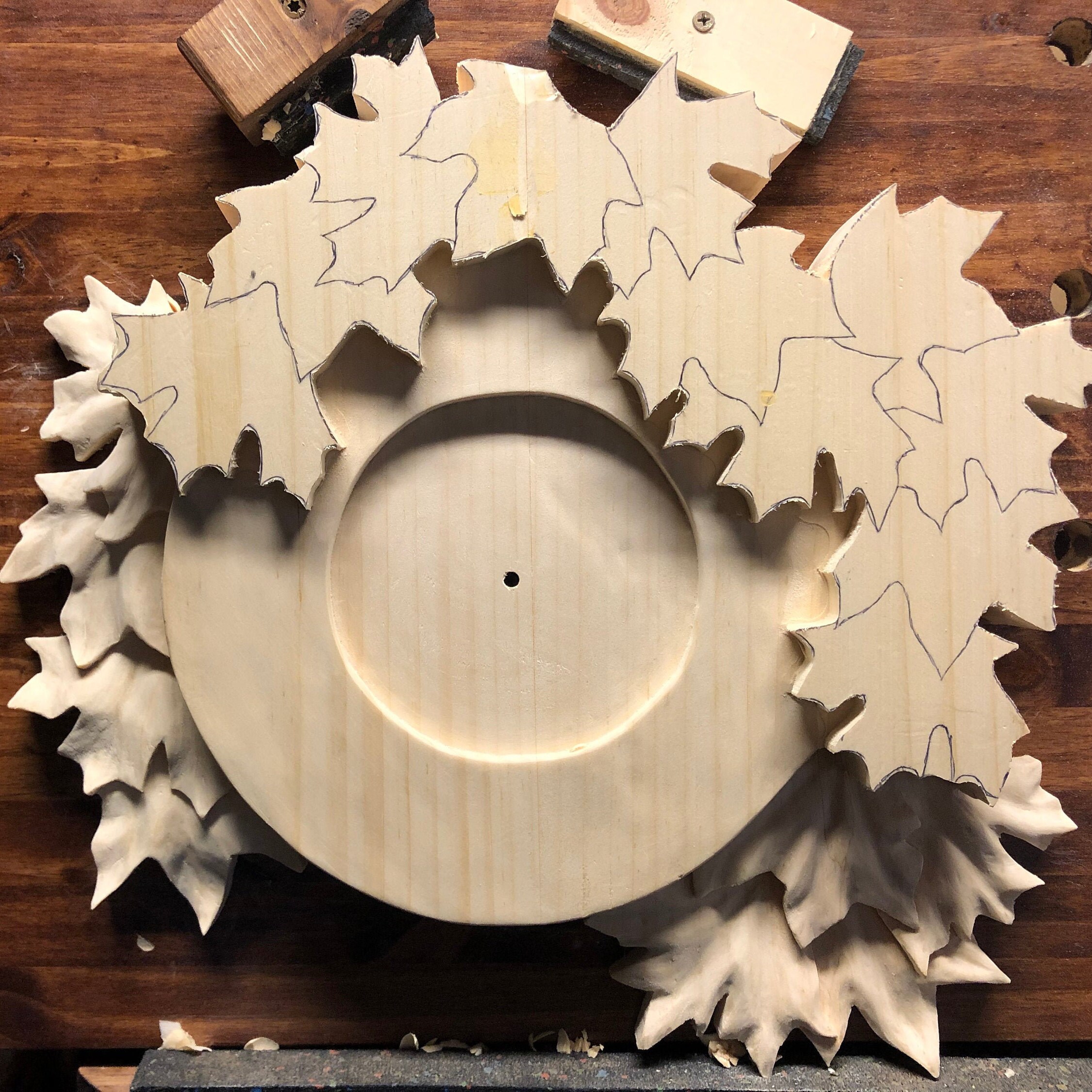 Maple Leaf Clock Woodcarving, autumn Memories Hand Carved in Deep ...