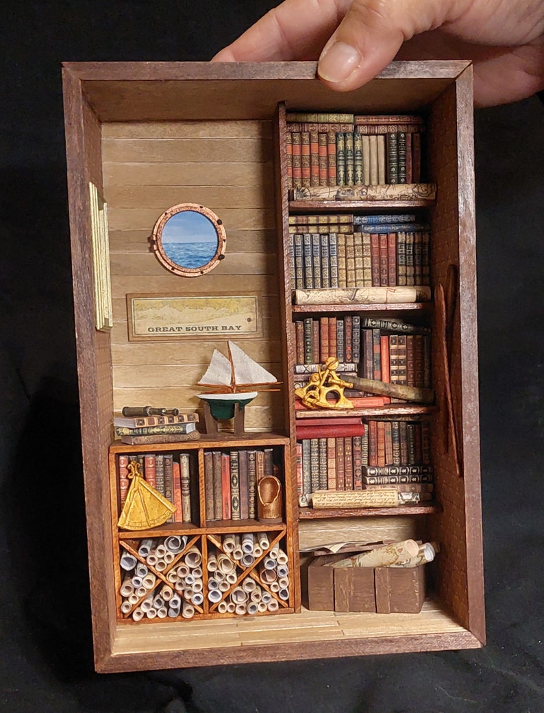 Miniature Nautical Library, Scale 1:12, OOAK Gift for Collectors - Etsy