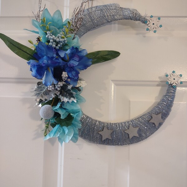 Crescent Wreath - Etsy
