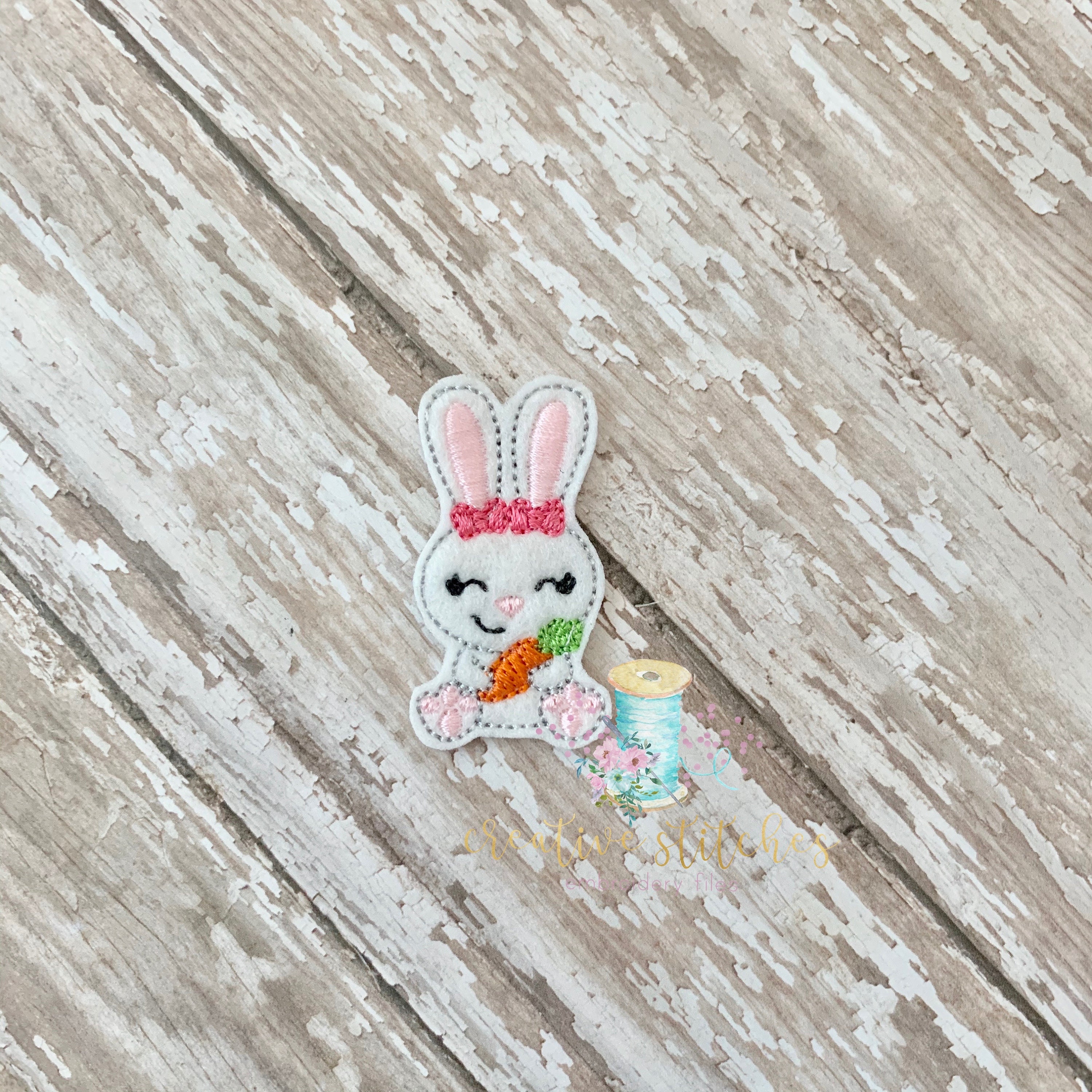 Bobbie Bunny With Carrot Feltie Patch Digital Embroidery Design File ...