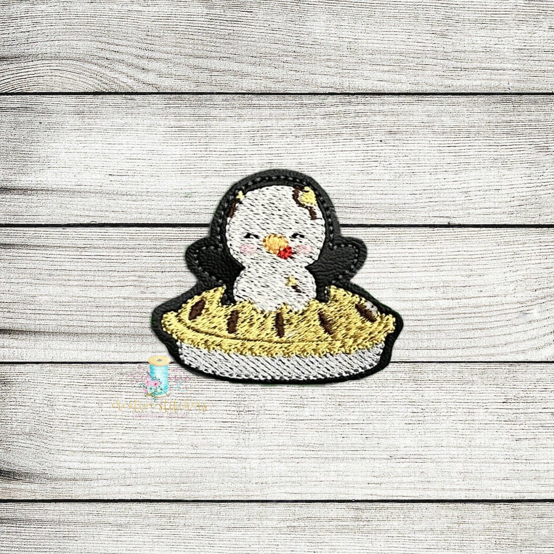 Penguin in Pie Digital Feltie File | Embroidery Feltie Design File ...