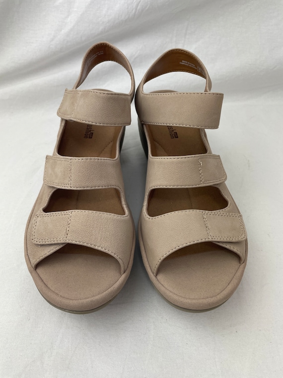 Clarks Women's Reedly Juno Wedge Sandal Sale Online | bellvalefarms.com Clarks Women's Reedly Juno Wedge Sandal Sale Online | bellvalefarms.com