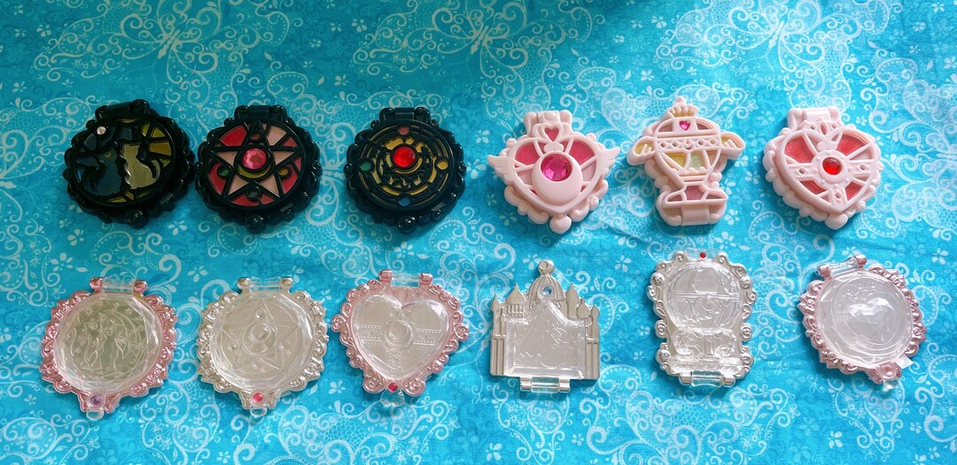 Sailor Moon Mini Compact Mirrors Collection - Etsy