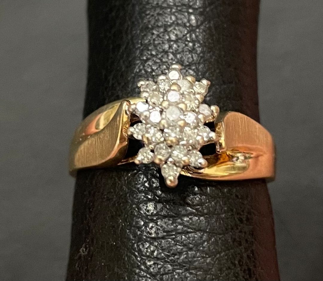 Beautiful 10k Diamond Ring - Etsy