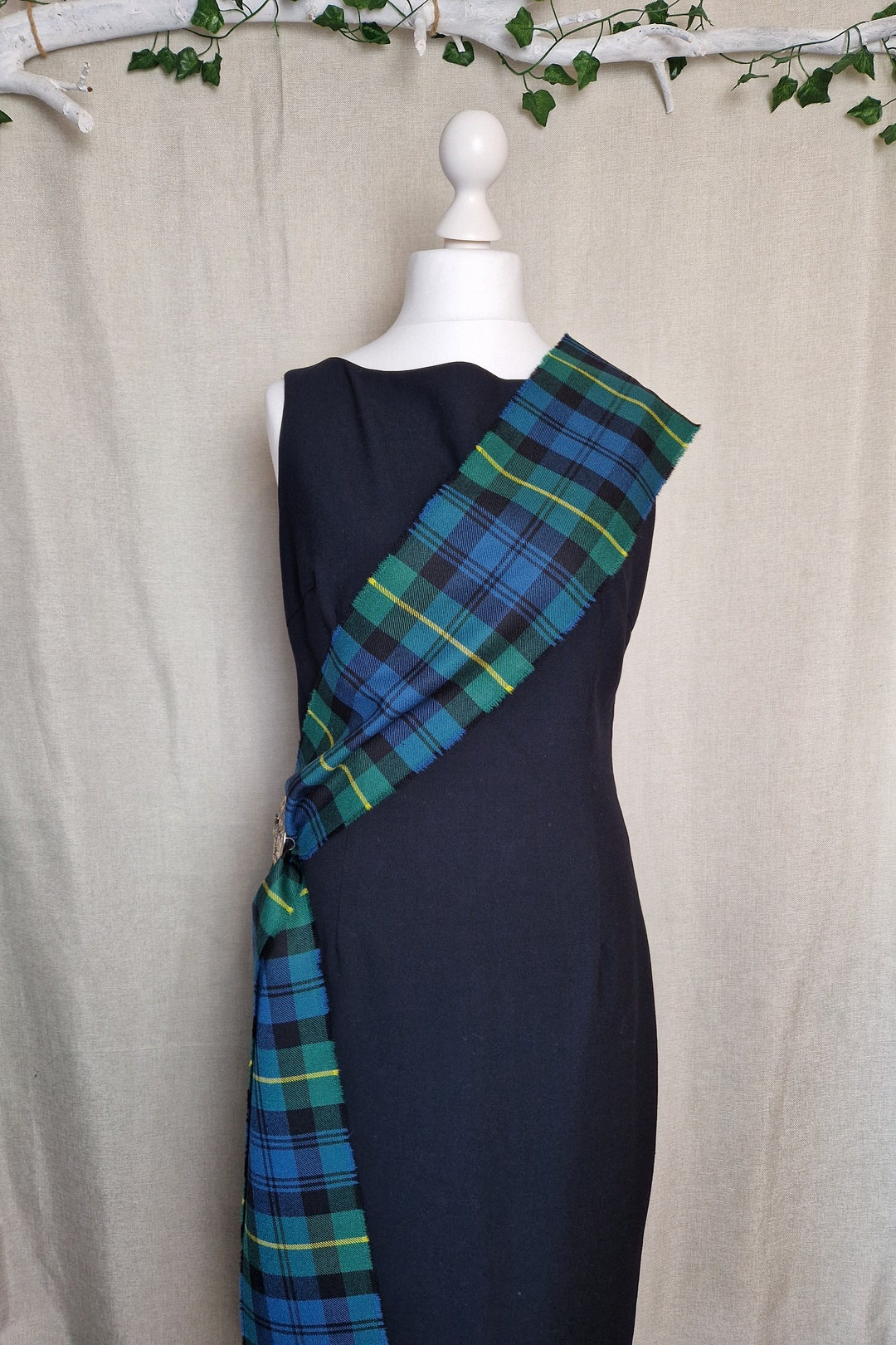 Gordon Ancient 100% Pure Wool Tartan/plaid Self Fringed Sash 220cmx14cm ...