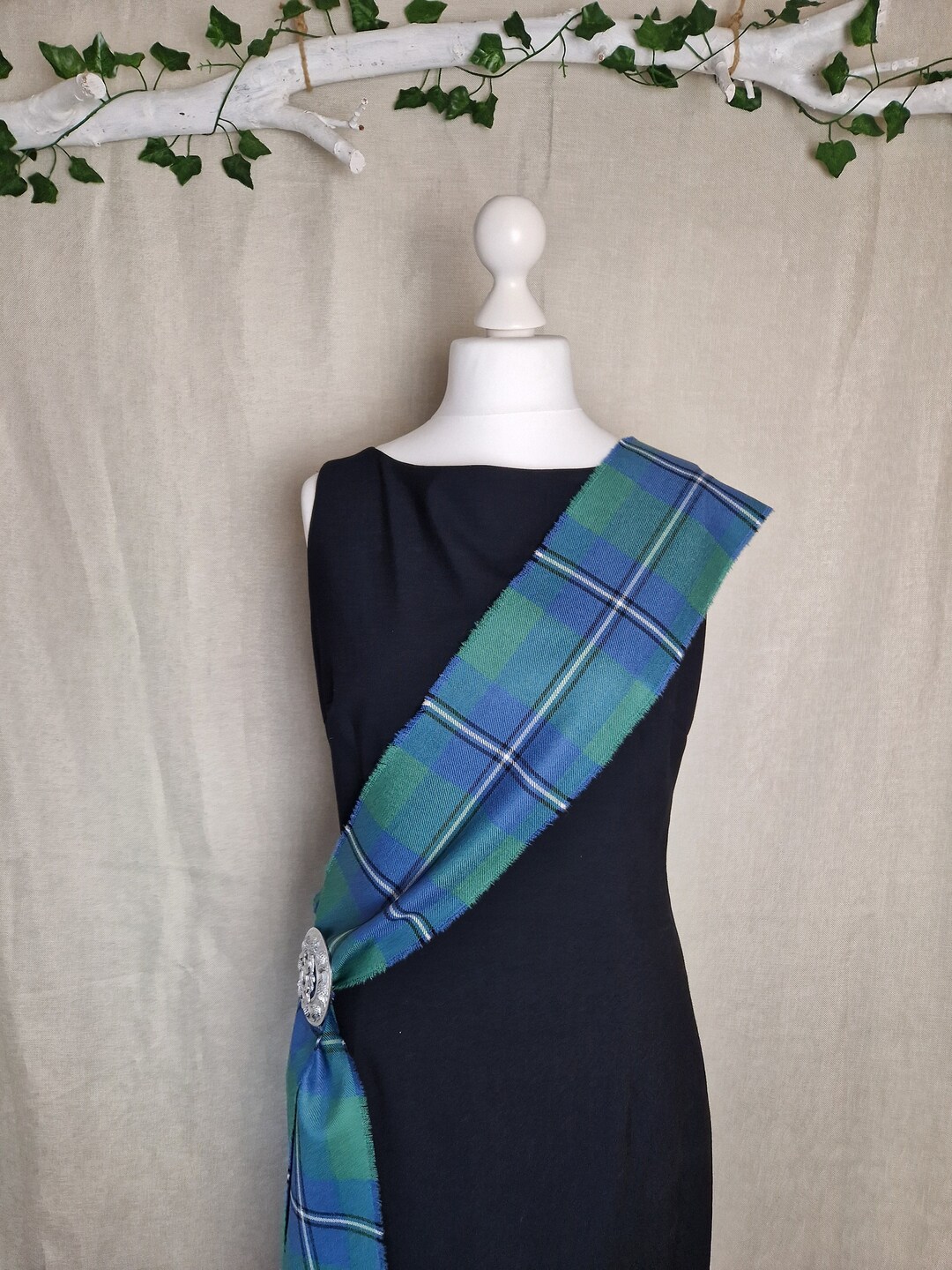 Irvine Ancient 100% Wool Scottish Tartan / Plaid Self Fringed Sash ...