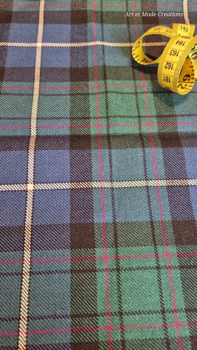 Macrae Hunting Ancient Tartan / Plaid 100% Wool Fabric Offcut Perfect ...