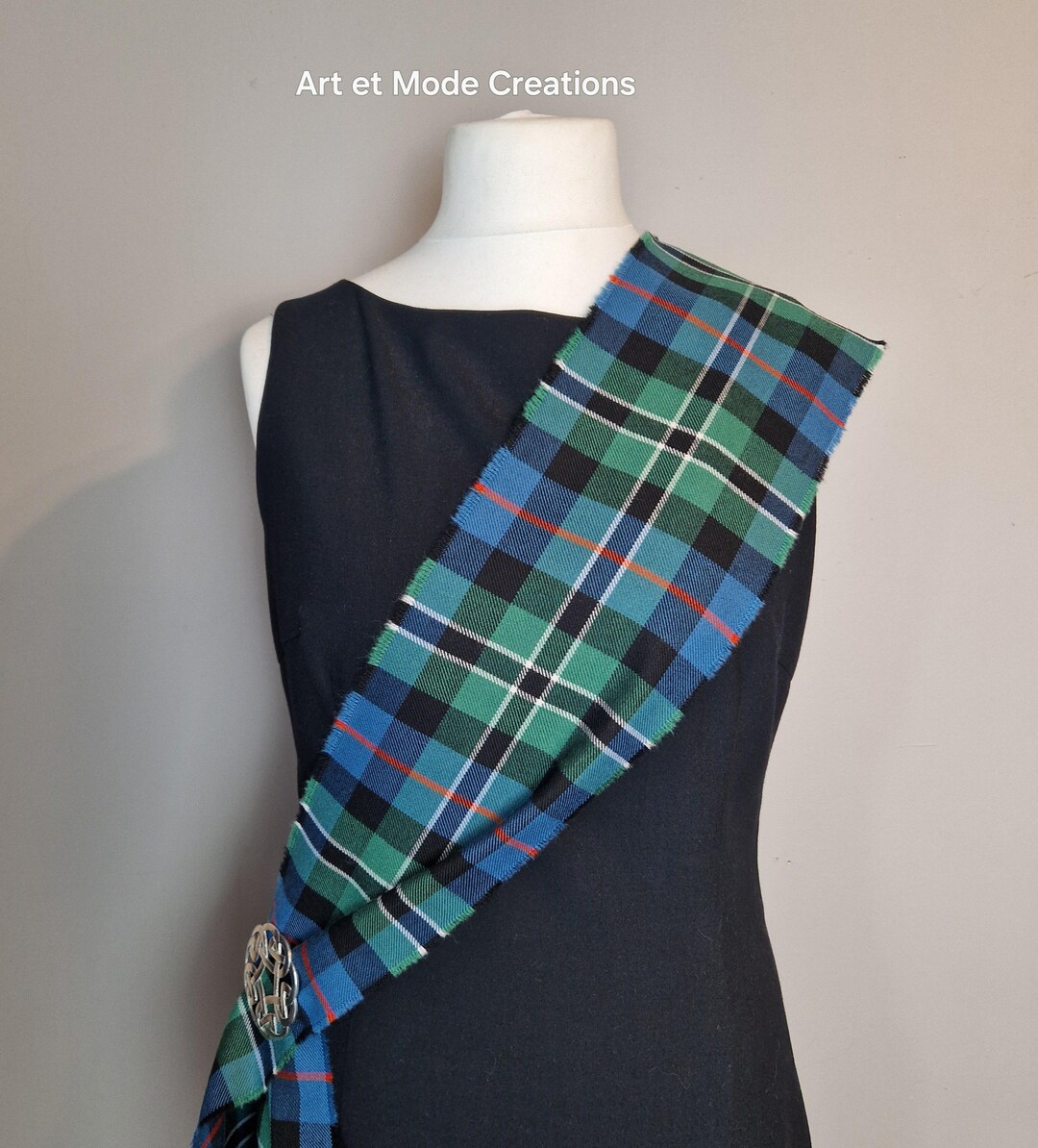 Leslie Green Ancient Ancient 100% Pure Wool Scottish Tartan / Plaid ...