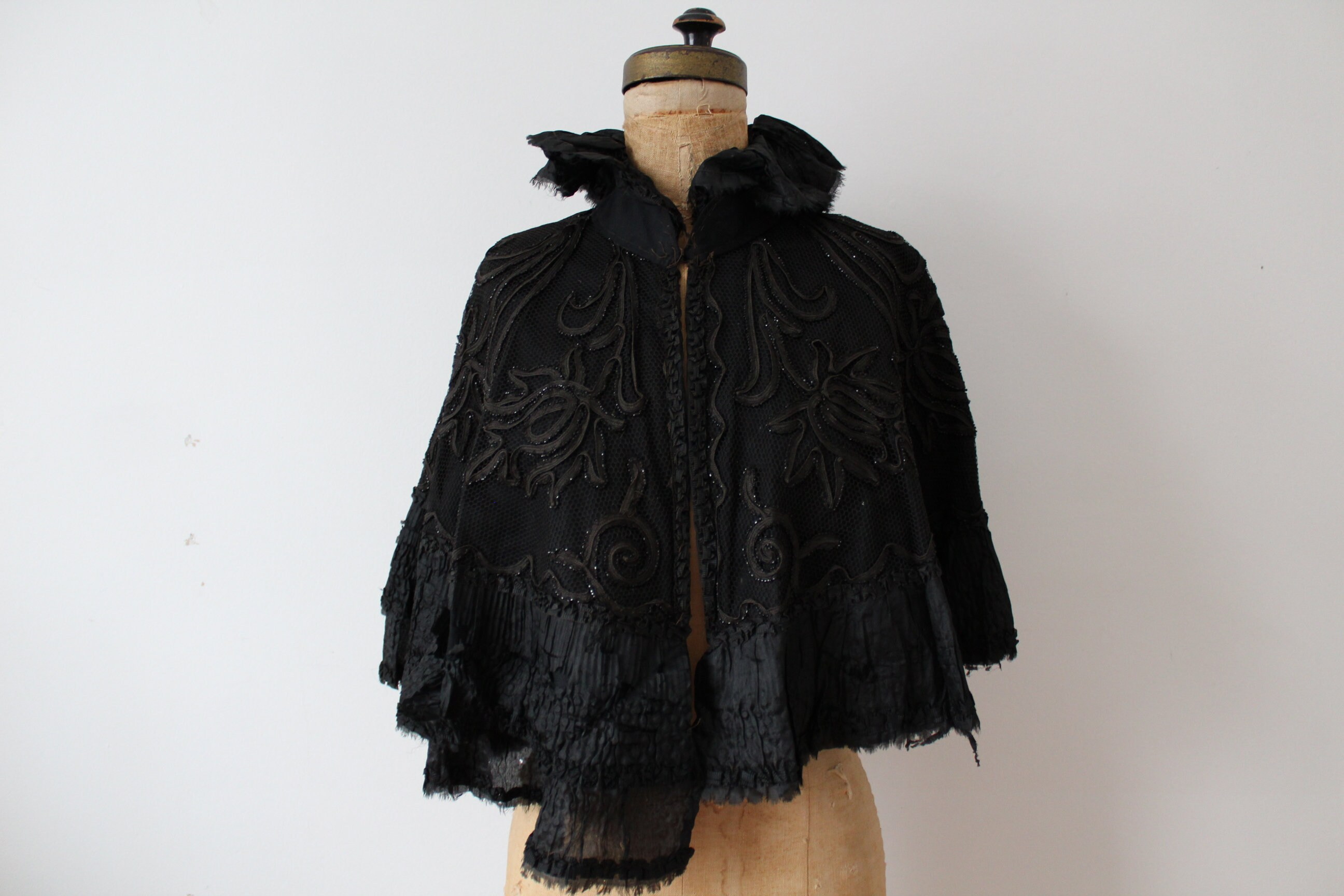 Embroidered and beaded black silk cape 1890 / Cape in black | Etsy