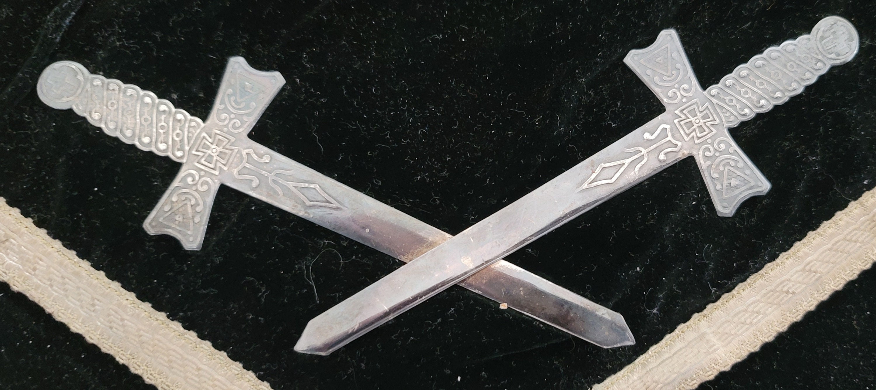 Antique Masonic Uniform Lot Apron Hat Belt Chains Sash Sterling Skull ...