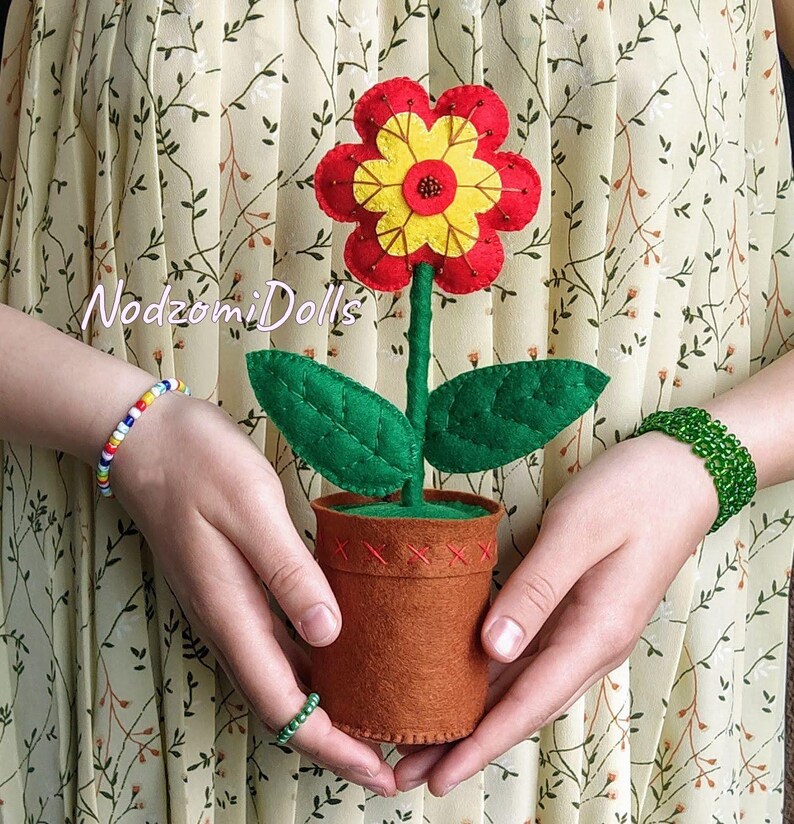 PDF Wedding Flower Tutorial + FREE 3 Versions Flower in a Pot, Weddings ...