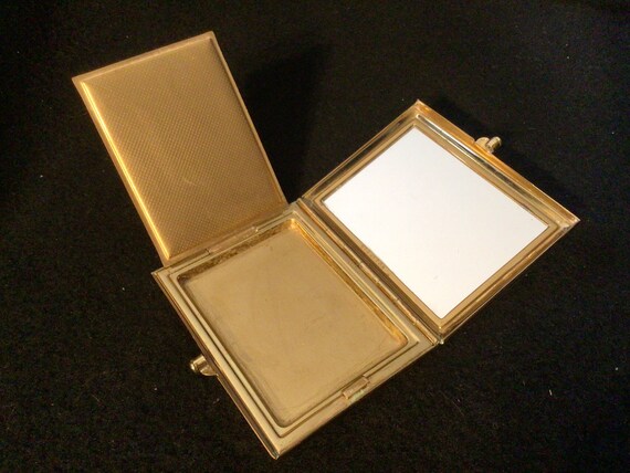 Original 1940s Stratton brass compact fully marked an… - Gem