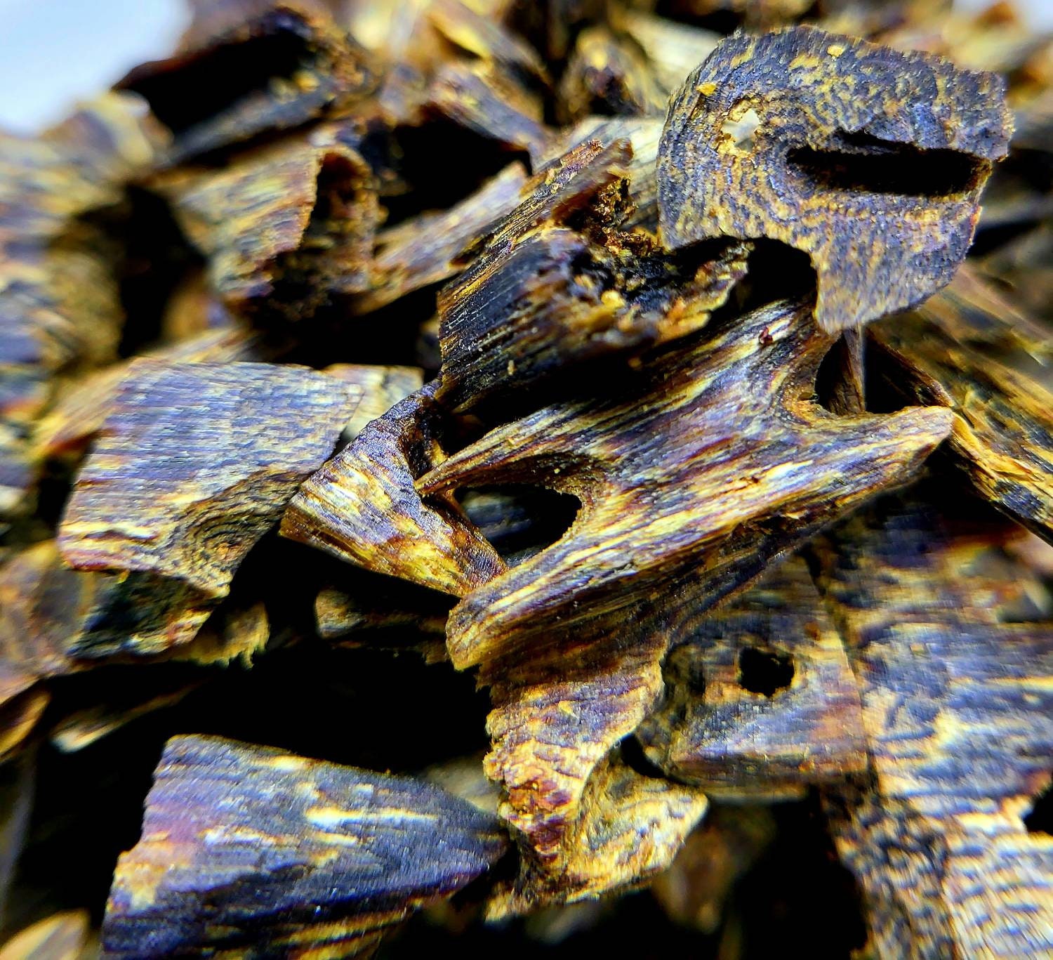 100% Sinking Black Oil White Kynam Kyara Chunks From Hainan - Etsy