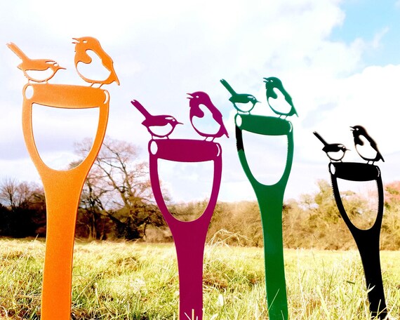 Robin and Wren on Spade Sculpture Garden Stake Robin Metal - Etsy UK