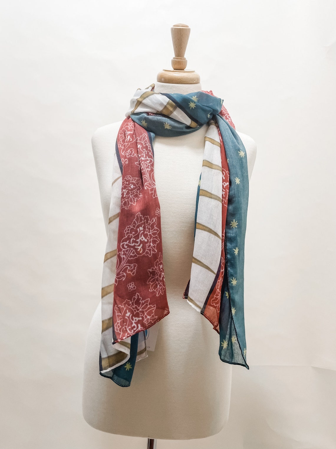 Our Lady of Guadalupe Stripe Catholic Scarf Mary Scarf - Etsy