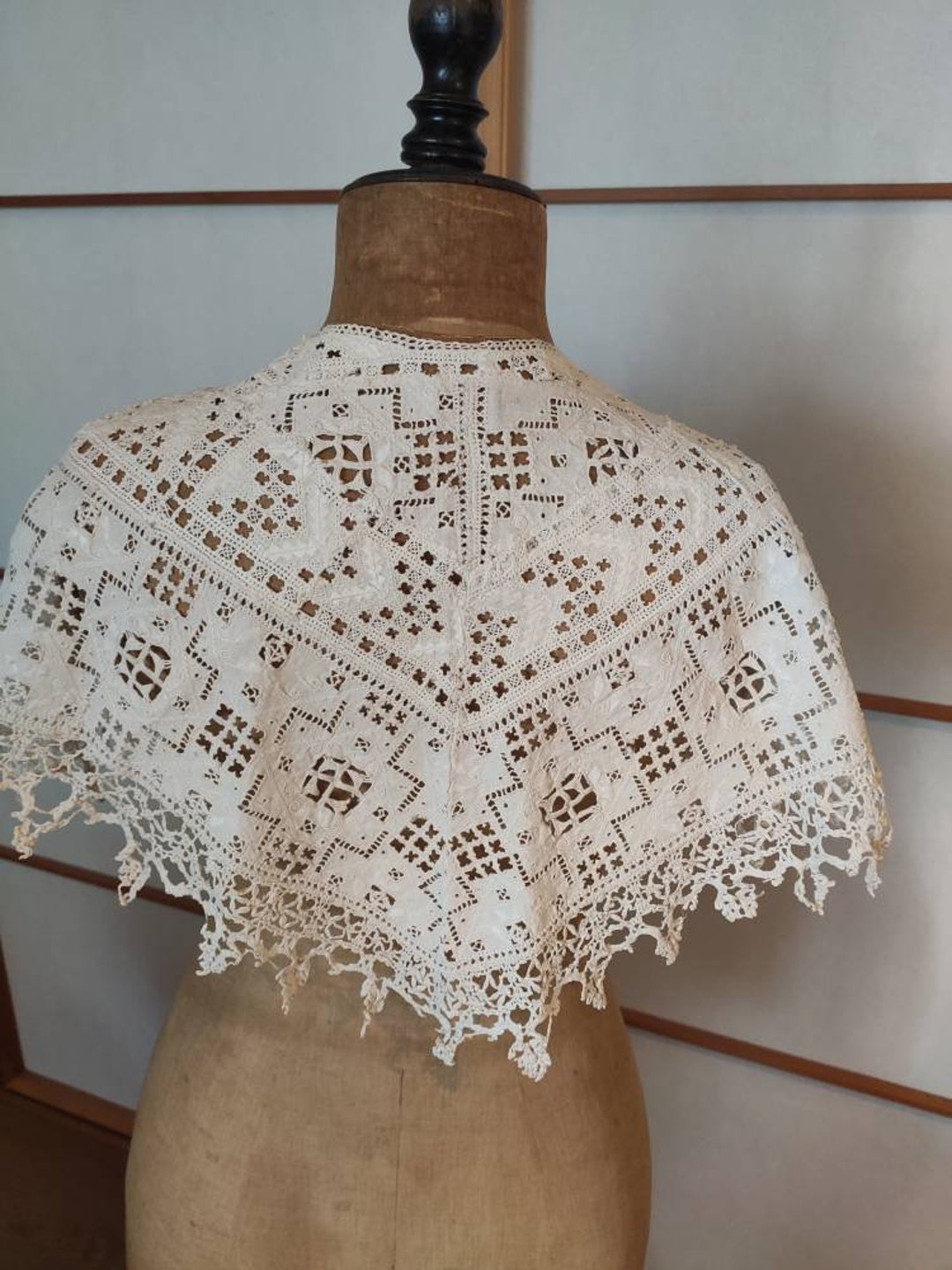 Victorian Needle and Bobbin Lace Shawl Collar. - Etsy