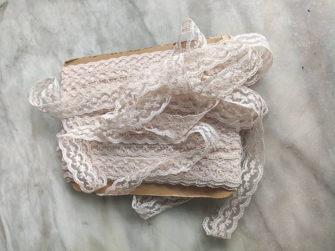 Vintage Pink Nottingham Lace Trim. - Etsy