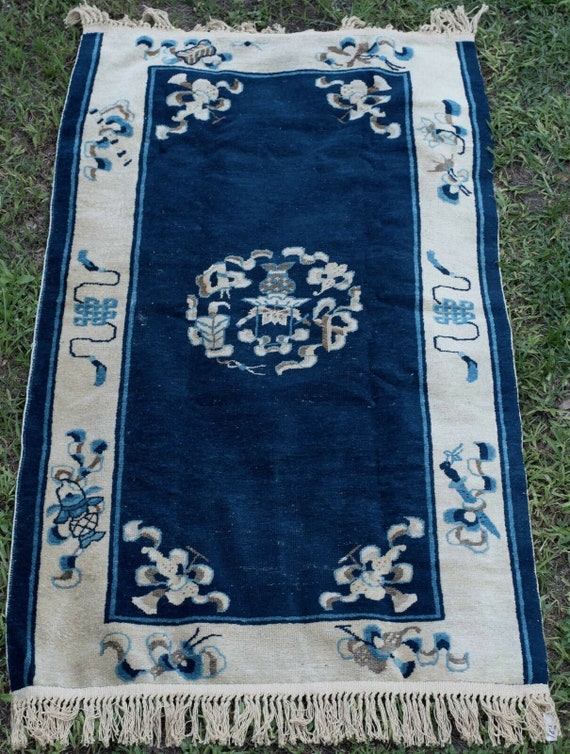 Beautiful Antique Oriental Rug Blue & White Design W/ Sword | Etsy