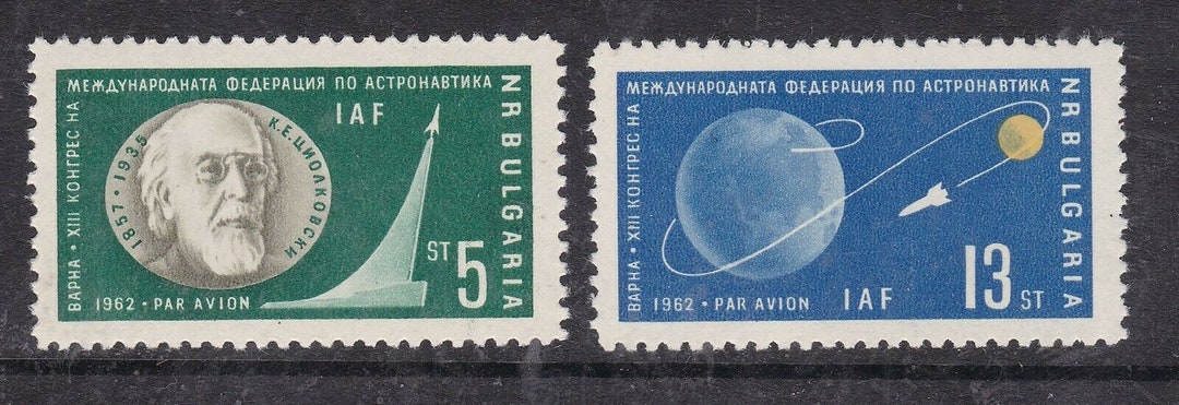 Astronautics Space Research Set of Two Bulgaria Airmail Postage Stamps ...