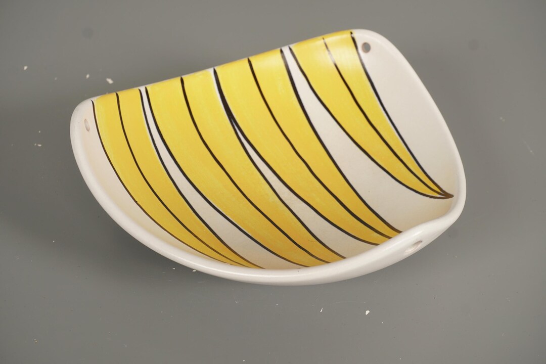 Vintage Plate, Wall Plate, WGP Mid Century 4100-2, 1960s, Yellow ...
