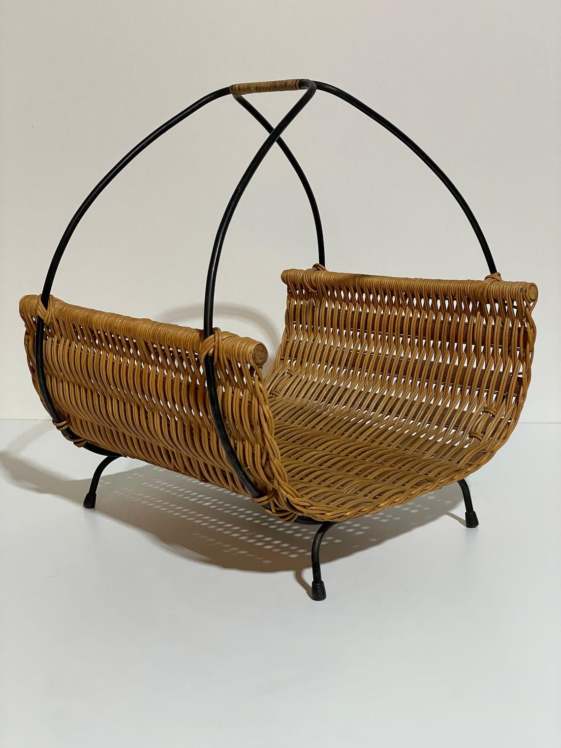 Vintage Newspaper Rack Basket Weave Wicker Newspaper Rack String 60s ...
