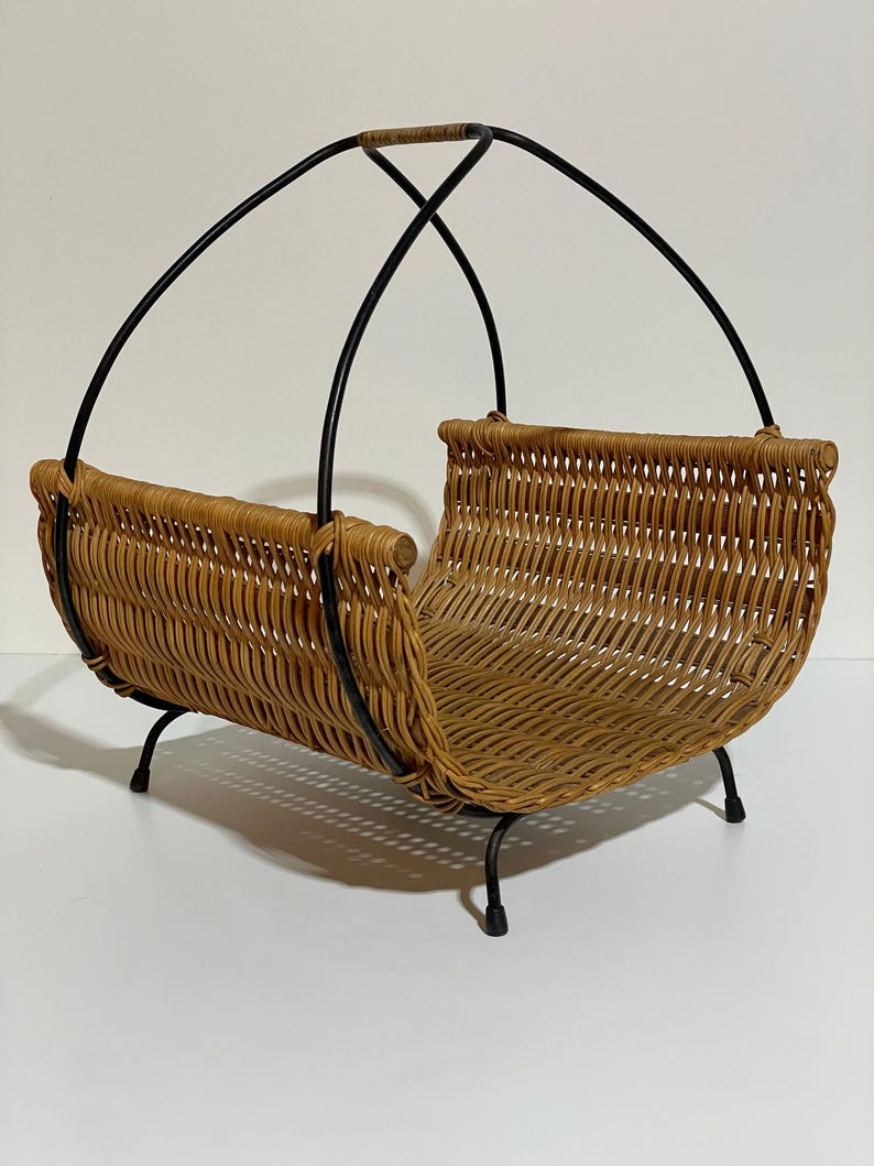 Vintage Newspaper Rack Basket Weave Wicker Newspaper Rack String 60s ...