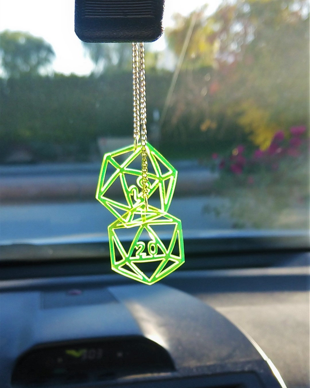 Electric Slime Acrylic D20 Car Dice - Etsy