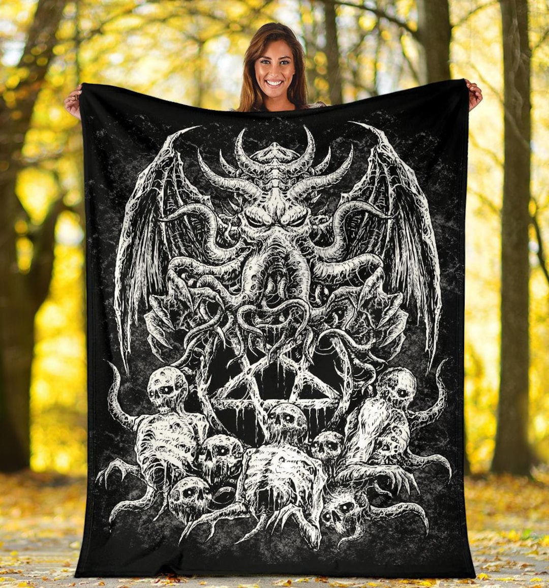 Skull Satanic Pentagram Demon Octopus Blanket Black and White Version ...