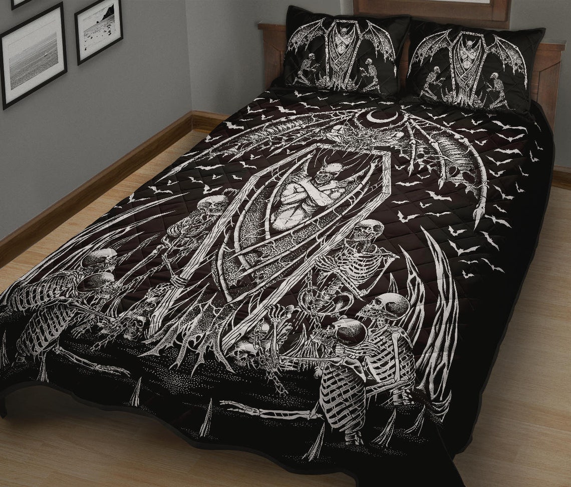 Skull Skeleton Chain Wicked Bat Shroud 3 Piece Quilt Set Black and ...