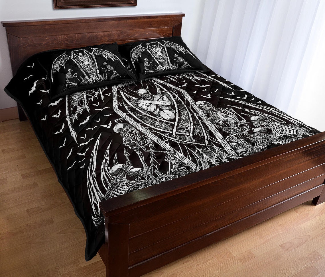 Skull Skeleton Chain Wicked Bat Shroud 3 Piece Quilt Set Black and ...