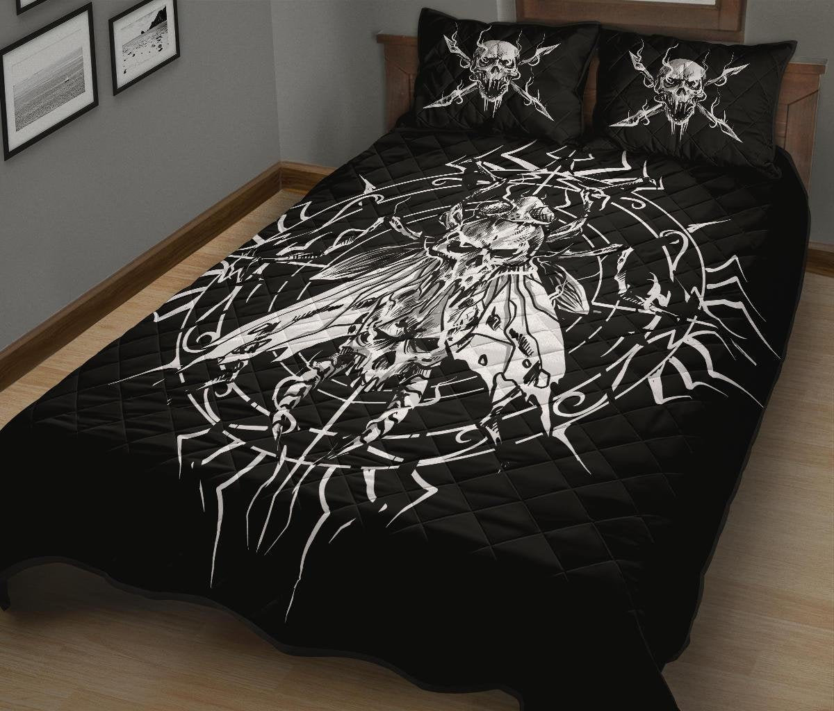 Skull Goth Evil Fly Quilt 3 Piece Set Black and White Large Fly Version ...